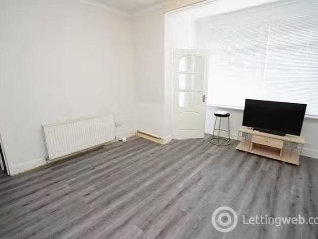 New 3 BR Property to rent in Burns Crescent, Harthill, Shotts.
