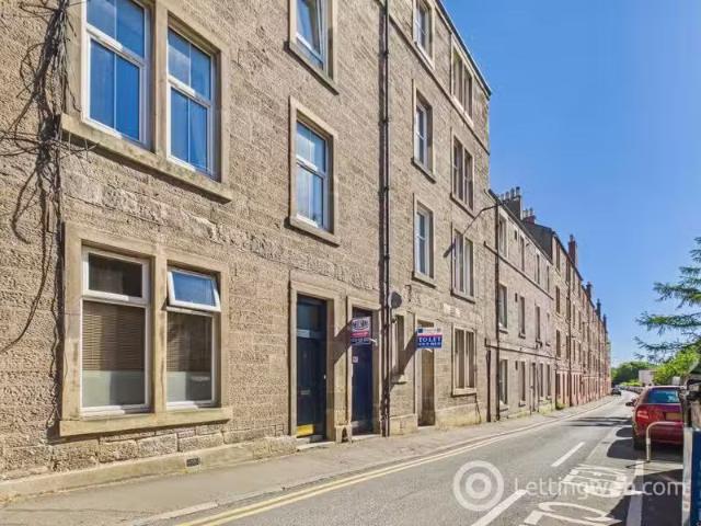 Just in! 3 BR Property to rent in Hawthornvale, Leith, Edinbur.