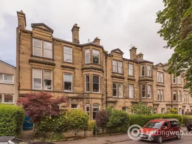 Nice 3 BR Property to rent in Morningside Gardens, Morningside.