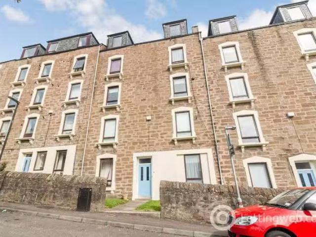 Cozy 3 BR Property to rent in Shepherds Loan, West End, Dundee.