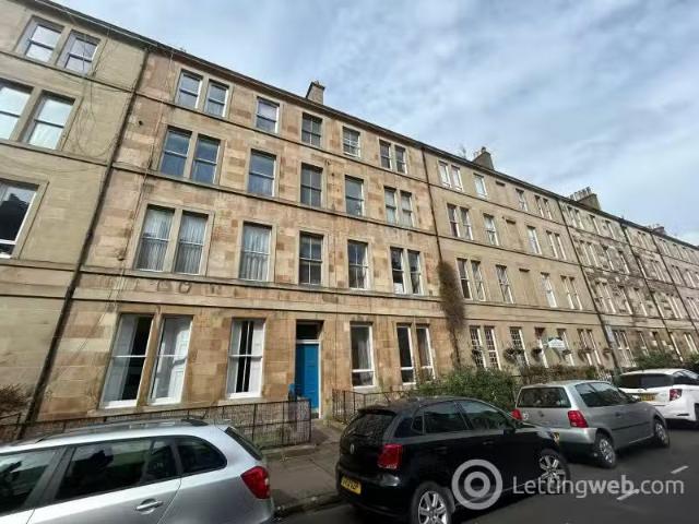 Unique 3 BR Property to rent in Panmure Place, Edinburgh, Midl.