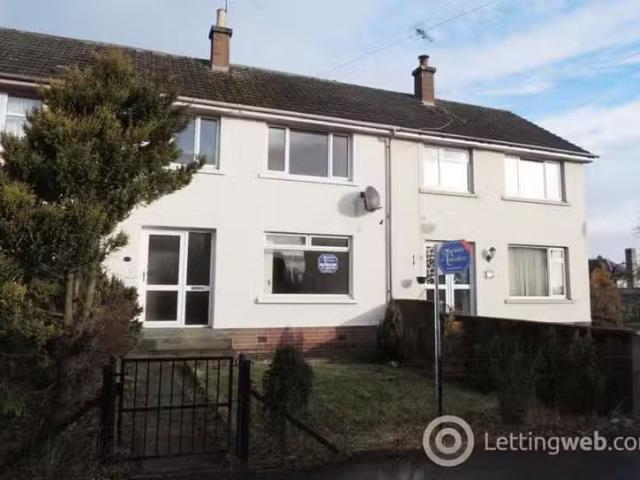 Cheap 3 BR Property to rent in Tulliebelton Crescent, Bankfoot.