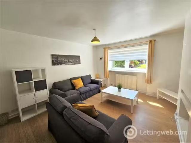 Charming 3 BR Property to rent in Union Glen, City Centre, Abe.
