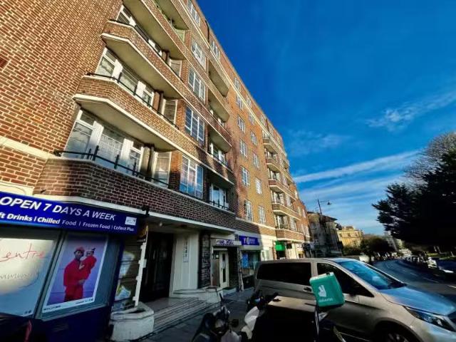 Charming 3 BR Queens Road, Clifton, BRISTOL