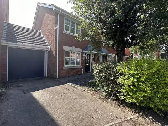 Cozy 3 BR Walton Close, HEREFORD