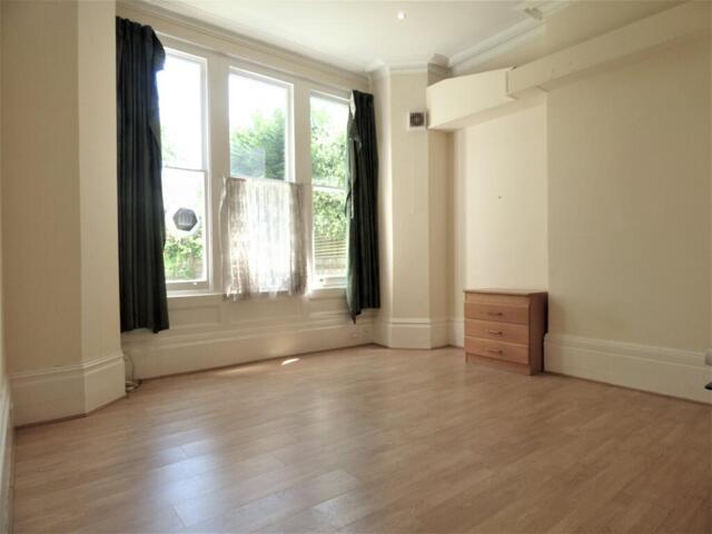 For Rent Apartment Teddington Gloucestershire DS101230962