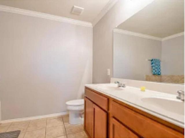 FOR RENT — BEAUTIFUL HOUSE