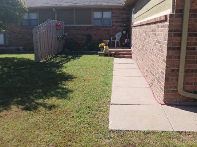 For Rent Derby areaAvail. to view June 28th! Call