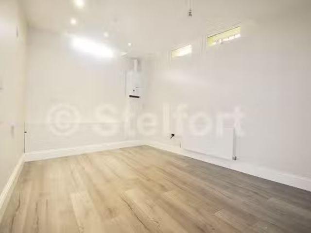 Cheap Flat to rent in Grafton Road, London NW5