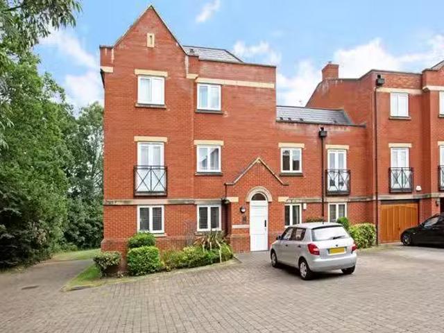 New Flat to rent in Longbourn, Windsor SL4
