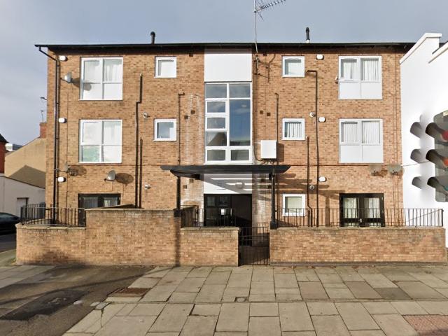 For Rent in Wirral, Merseyside 2 bedroom Apartment