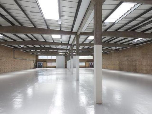For Rent Industrial Londres London DS99765304