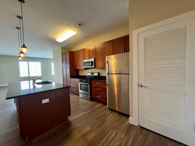 For Rent: Modern Luxury Living at 1201 S. Charles St– Your City Oasis Awaits! 2 Bedroom Apartment for Rent at 1201 S Charles St, Baltimore, MD 21230 Federal Hill Montgomery