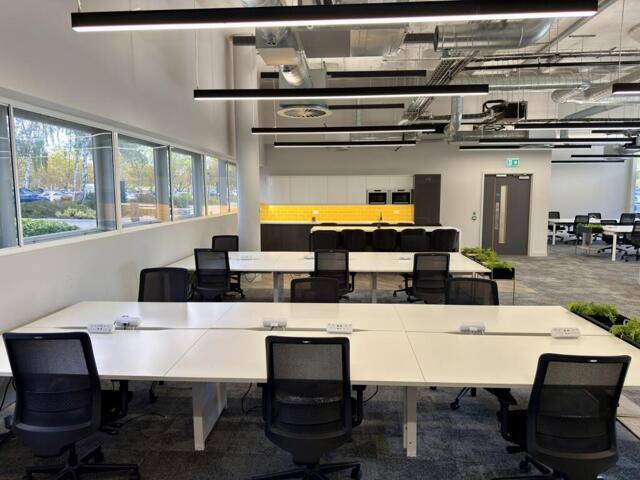 For Rent Office Central Milton Keynes Buckinghamshire DS100505803