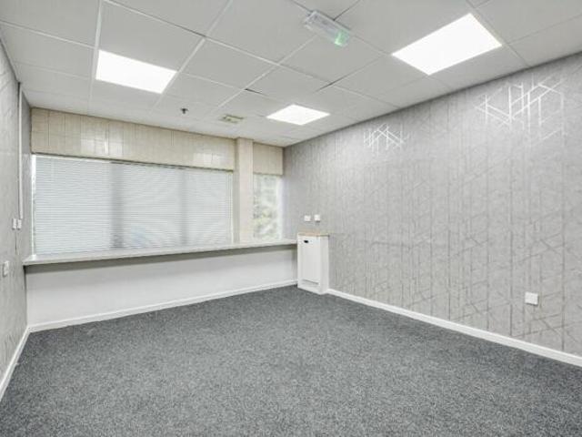 For Rent Office Bury Greater Manchester DS99803755