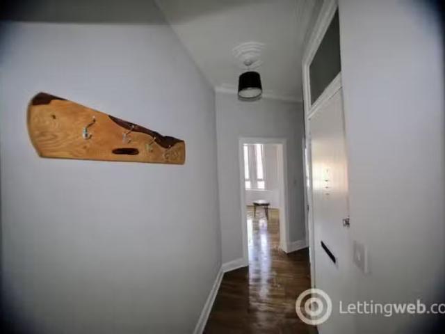 Cheap Property to rent in Butterbiggins Road, Govanhill