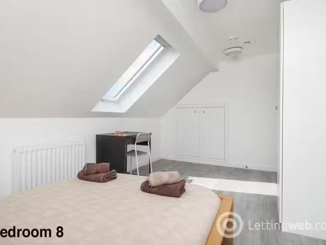 Charming Property to rent in Causewayside, Edinburgh, EH9 1PN