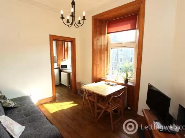 Unique Property to rent in Dalgety Road, Meadowbank, Edinburgh.