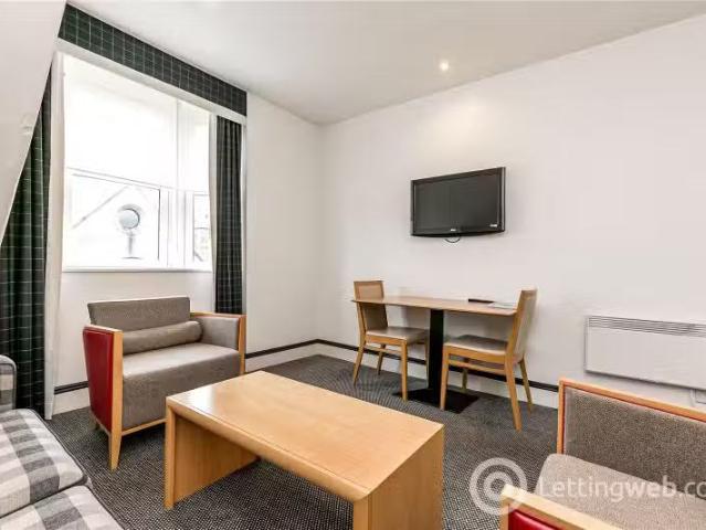 Deal! Property to rent in Gilcomston Park, Aberdeen, Aberdeens.