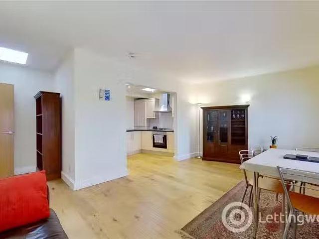 Rental! Property to rent in PATRIOTHALL, Edinburgh, EH3