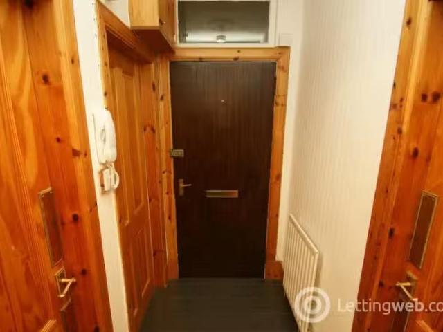 Charming Property to rent in Portland Street, City Centre, Abe.