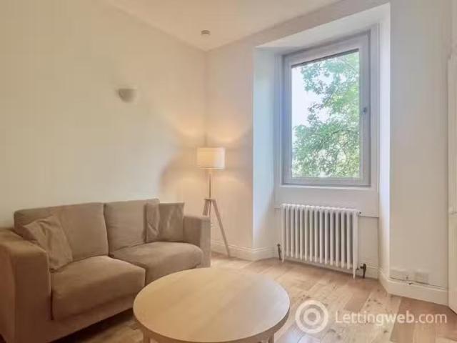 Deal! Property to rent in Westfield Road, Gorgie, Edinburgh, E.