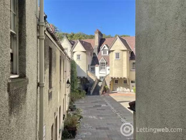 New Property to rent in 1 White Horse Close, Holyrood, Edinbur.