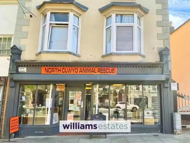 Cozy Property for rent in High Street, Holywell, CH8