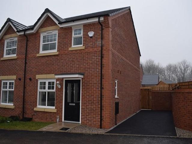 For Rent, Red Cedar Close, Manchester M9, 3 bed semi detached house to rent, £1,250 pcm | PrimeLocation
