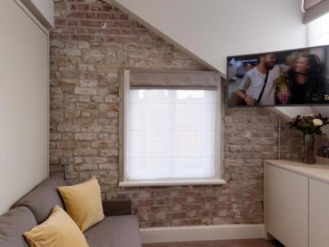For Rent Shared Living/roommate London London DLS90561150