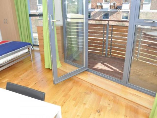For Rent Shared Living/roommate London London DS90559376