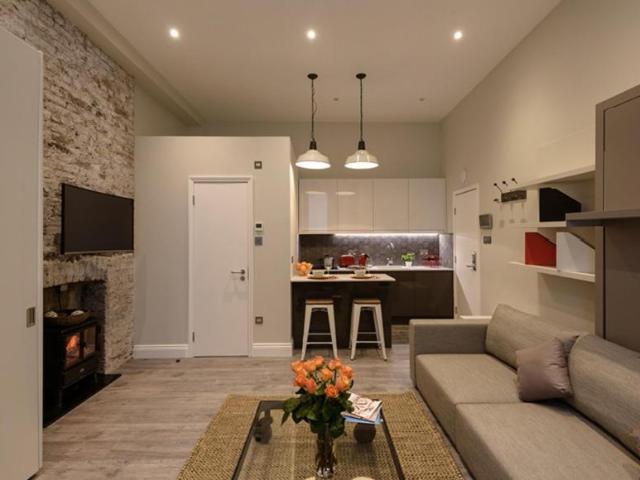 For Rent Shared Living/roommate London London DS90560824