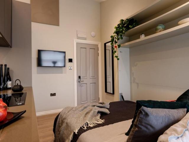 For Rent Shared Living/roommate London London DS90560976