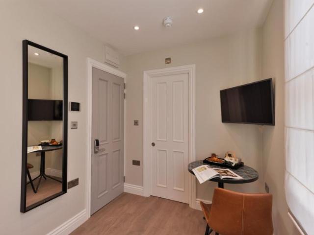 For Rent Shared Living/roommate London London DS90560978