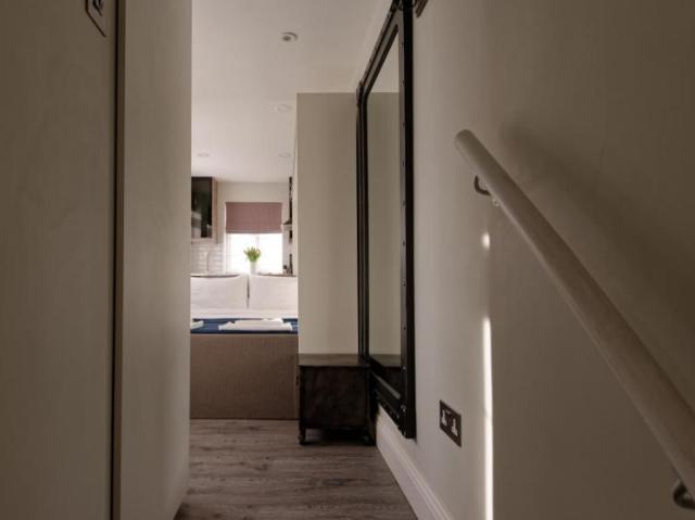 For Rent Shared Living/roommate London London DS90561019
