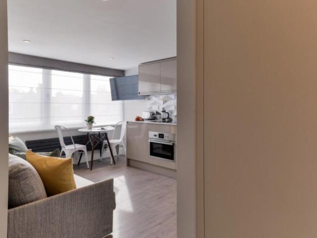 For Rent Shared Living/roommate London London DS90561012