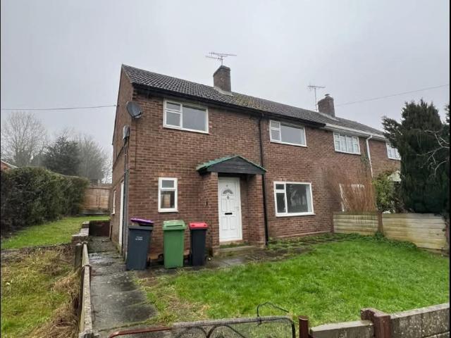 For Rent, Spacious 3 Bedroom Semi Detached House with Front & Rear Gardens – In Dawley, Telford TF4!
