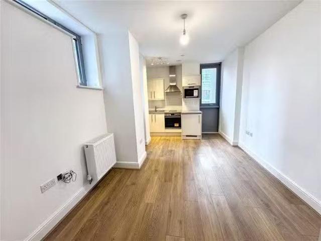 Rental! Studio flat for rent in Wigham House, Barking, IG11