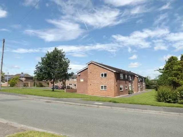 Deal! Studio flat for rent in Fountain Court, Mount Pleasant R.