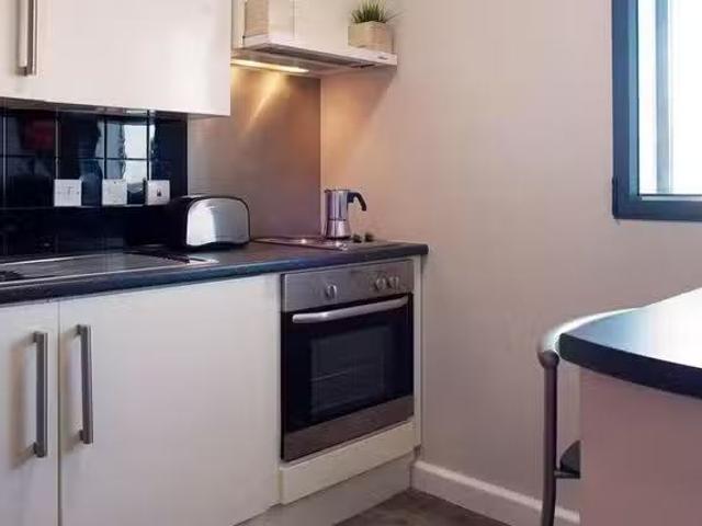 Cheap Studio to rent in Holloway Road, London N7