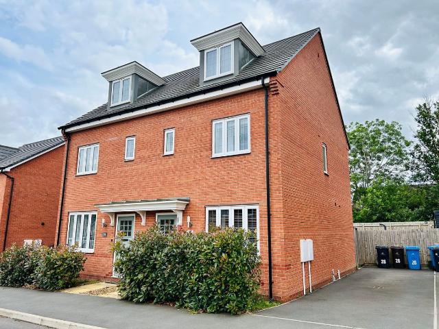 Foragers Way, Mickleover, Derby DE3, 3 bed town house to rent, £1,400 pcm | PrimeLocation