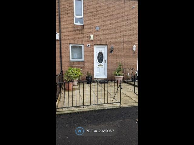 Forbes Drive, Glasgow G40, 2 bed terraced house to rent, £1,275 pcm | PrimeLocation