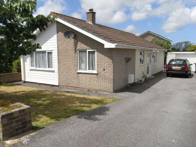 Forbes Road, Newlyn TR18, 3 bed detached bungalow to rent, £1,350 pcm | PrimeLocation