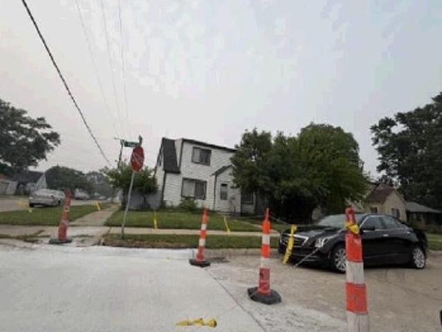 Ford Ave