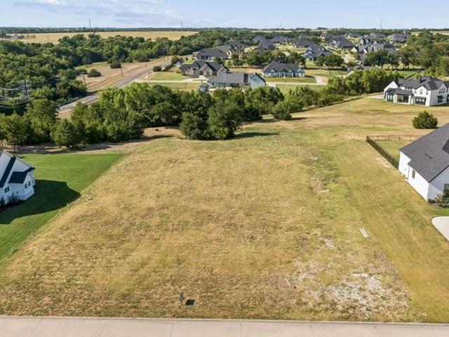 Ford Ct, Weston, TX 75009