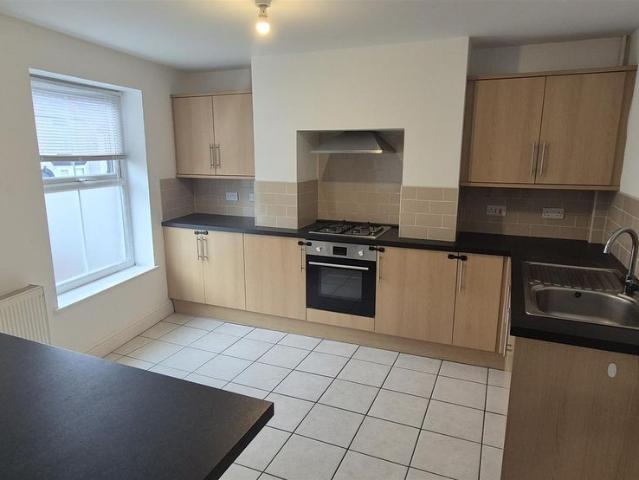 Ford Green Road, Smallthorne ST6, 3 bed semi detached house to rent, £795 pcm | PrimeLocation