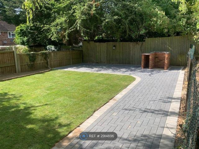 Fordham Close, Barnet EN4, 2 bed maisonette to rent, £2,000 pcm | PrimeLocation
