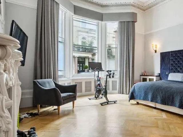 Fordham Court, 9 13 De Vere Gardens, London, W8 5AP, United Kingdom | 2 bed house for rent #125499136 | Rentberry