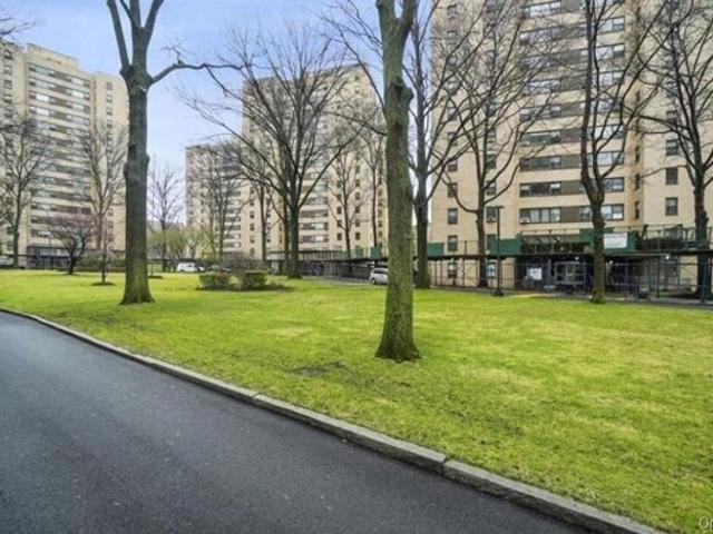 Fordham Hill Oval Apt C, Bronx, Property For Sale