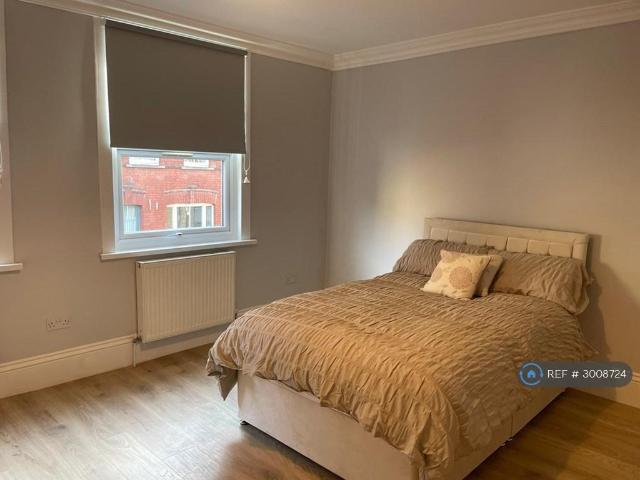 Fordham Street, London, E1 1 bed in a house share to rent £1,249 pcm £288 pw